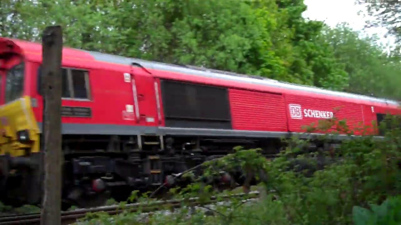 DB Schenker class 66 66152 'Derek holmes railway oporator' - YouTube