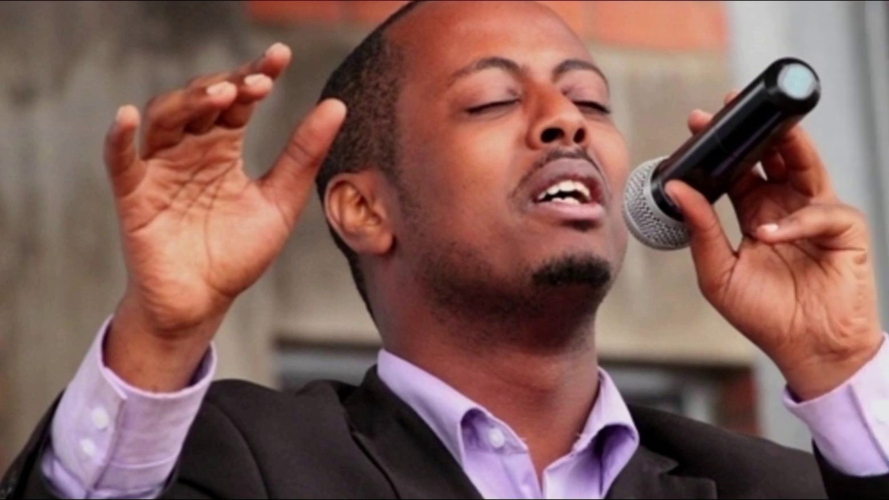Popular Rwandan singer found dead in police cell - YouTube