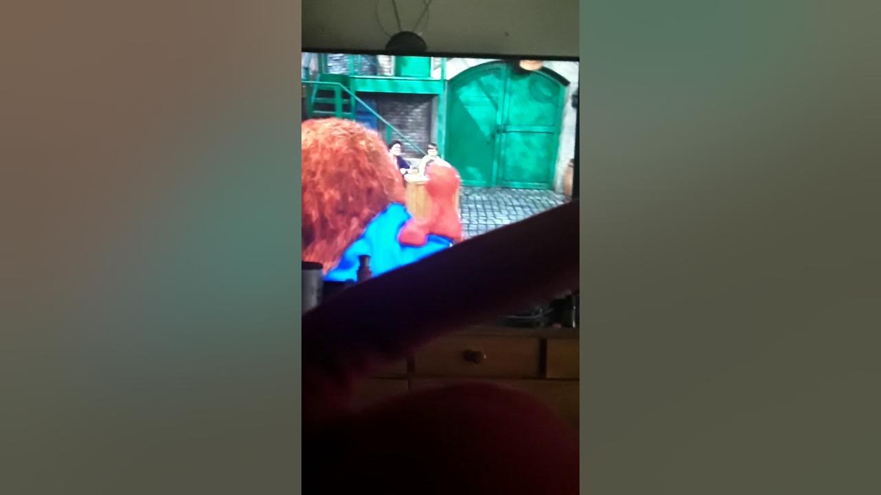 My Best Friend Snuffy Singing Row Row Your Boat With Our Friend Elmo Youtube