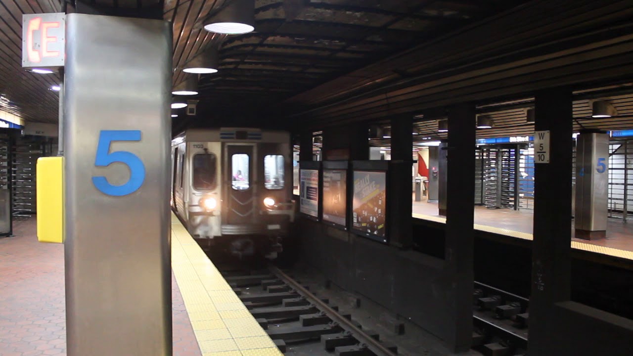 SEPTA Market Frankford Line train enters 5th Street - YouTube