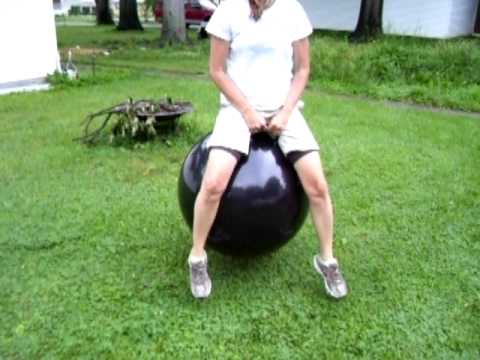 The hoppity hop and balloon popping gun - YouTube