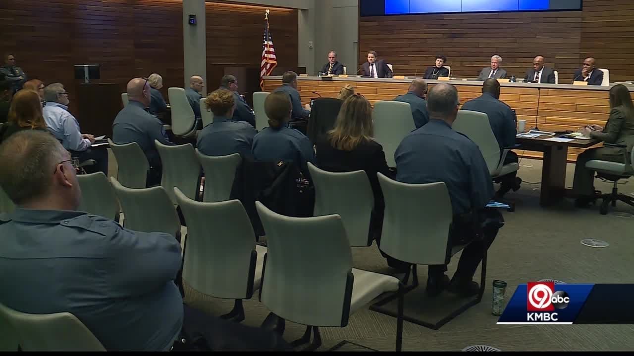 KCPD plans extra patrols for Sunday's playoff game - YouTube