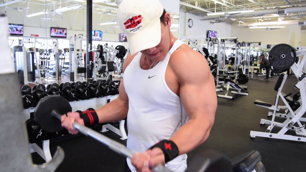 Intro to Channel (18 year old natural bodybuilder) - YouTube