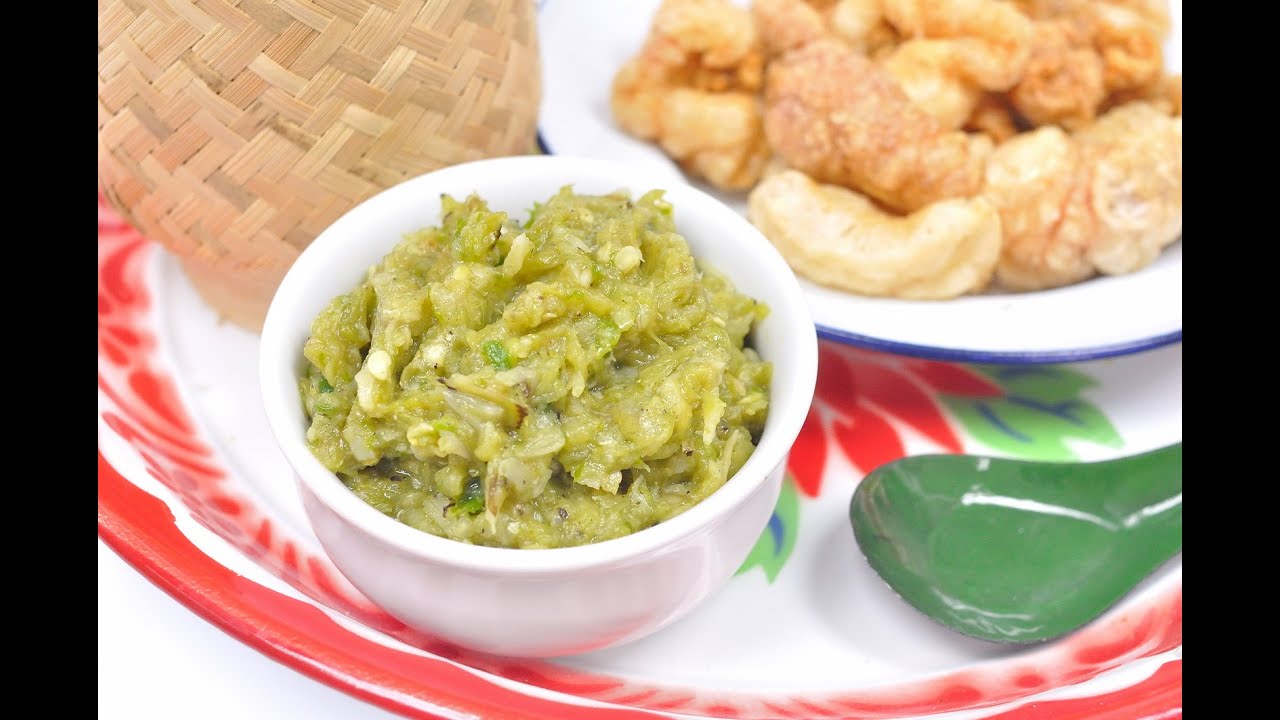 Northern Thai Green Chilli Dip (Thai Food) - Nam Prik Num น้ำพริกหนุ่ม ...