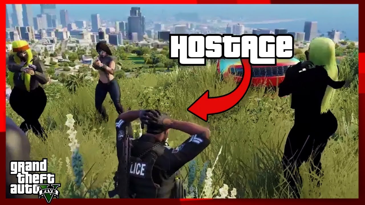 Cop Held HOSTAGE in GTA 5 RP! - YouTube