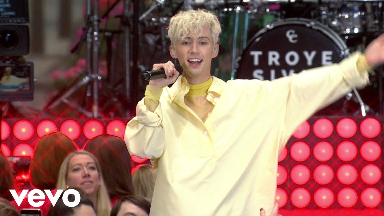 Troye Sivan - My My My! (Live on The Today Show) - YouTube