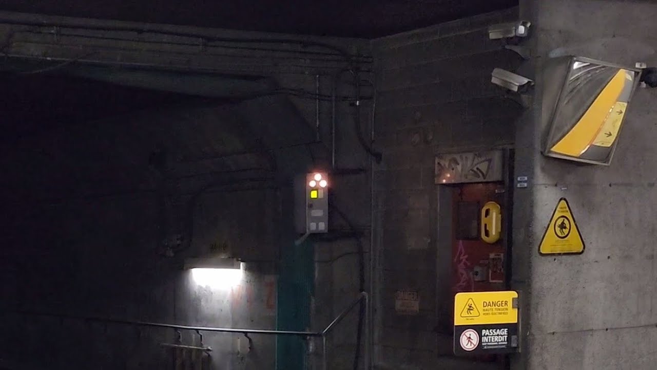 Service slowdown + Code 900 emergency chimes on the Orange Line of the ...