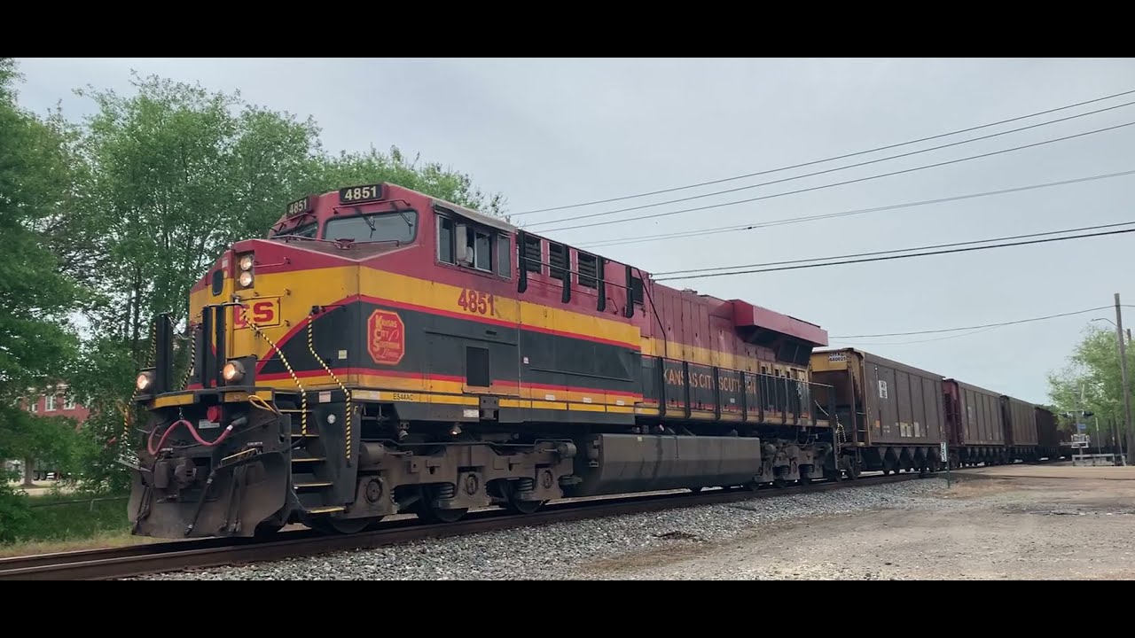KCS 4851 Northbound Empty Coal Train Brookhaven MS 4/29/2021 - YouTube