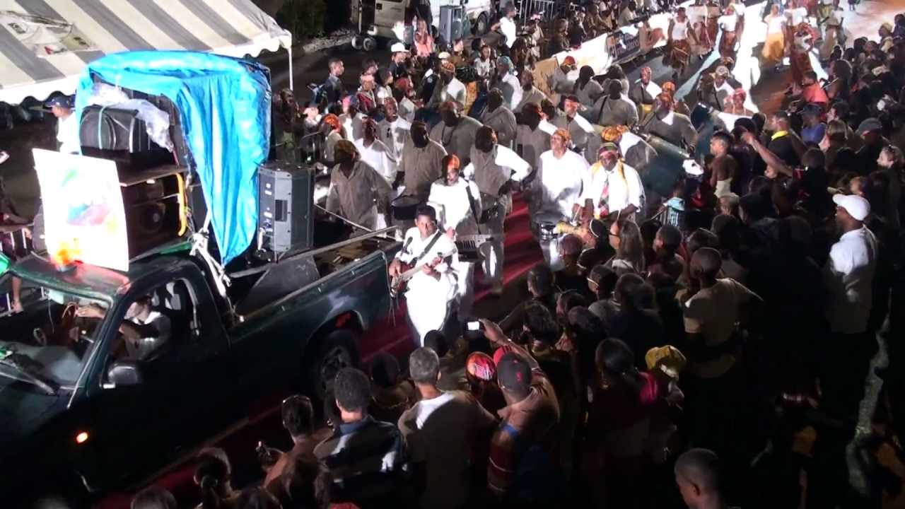 Ti bwa - Bouillante - YouTube