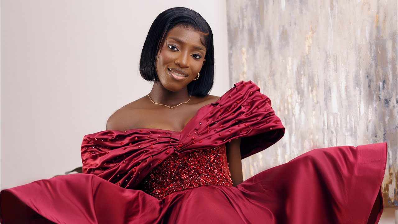 Lisa Quama unboxes most of her birthday gifts - YouTube