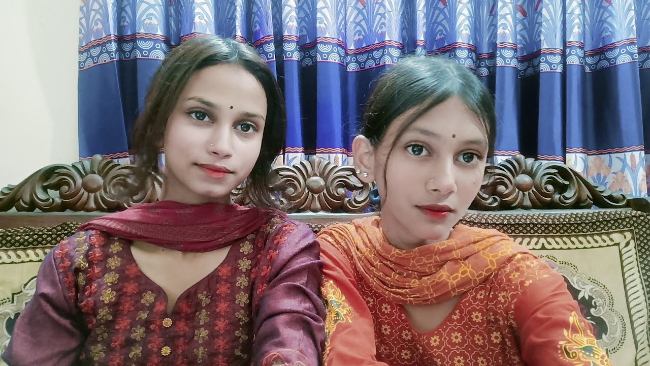 পথের ক্লান্তি ভুলে Mou and Mithila - YouTube