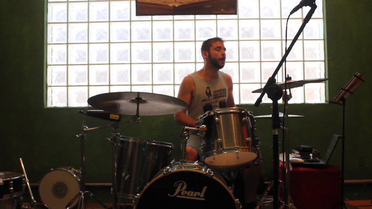 Thiago Guerra - o novo baterista da Fresno - YouTube
