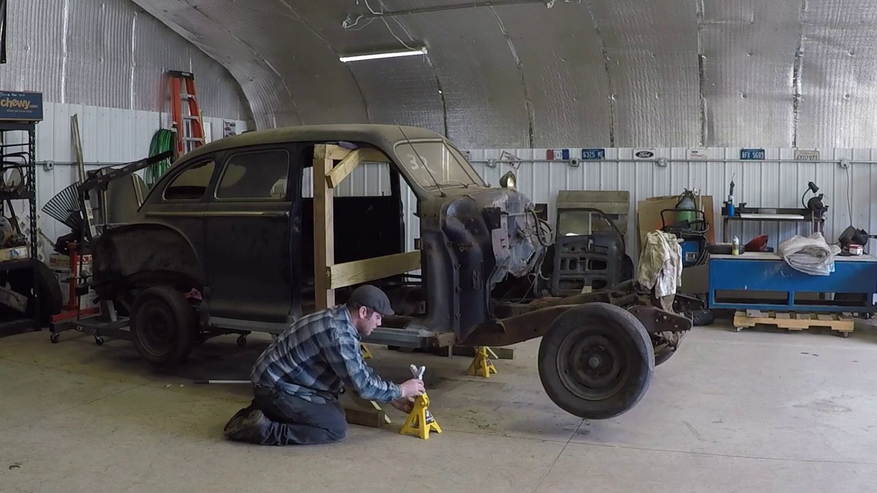 How to remove a car body by yourself - YouTube