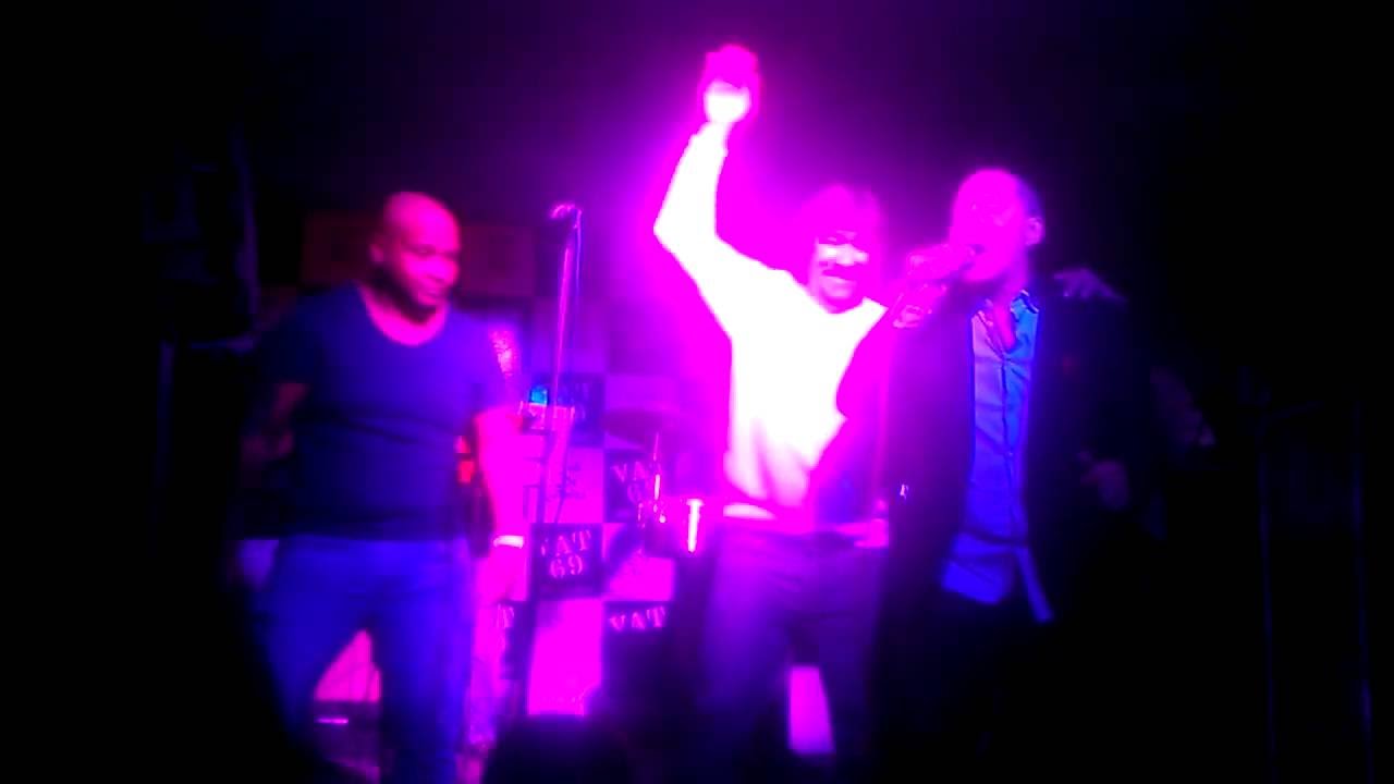 A mi no me compras - Lalo torres con Chico Martin - YouTube