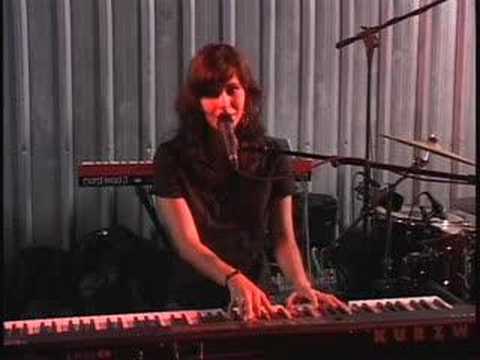 CLARA GRUN EN ARRIBAS - YouTube