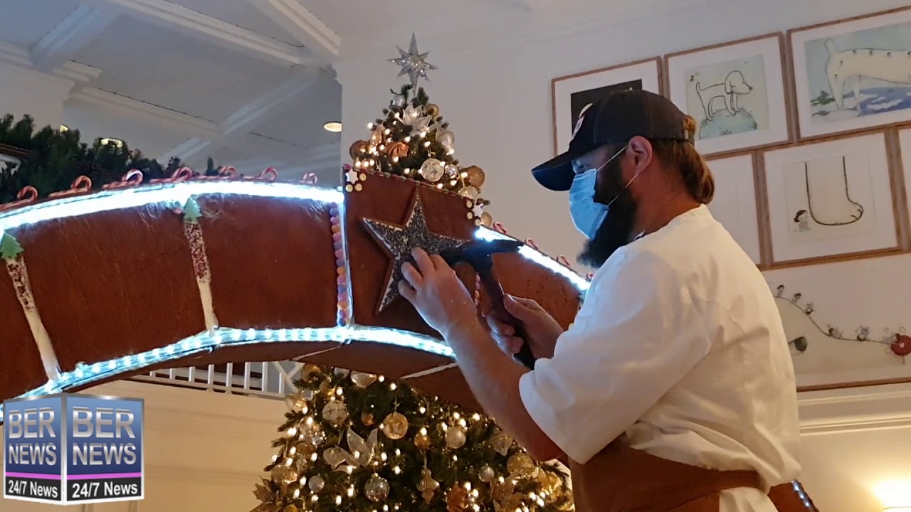Gingerbread Moongate At Hamilton Princess Hotel, December 3 2020 - YouTube