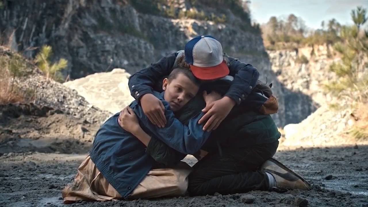 Stranger Things • Glitter and Gold - YouTube