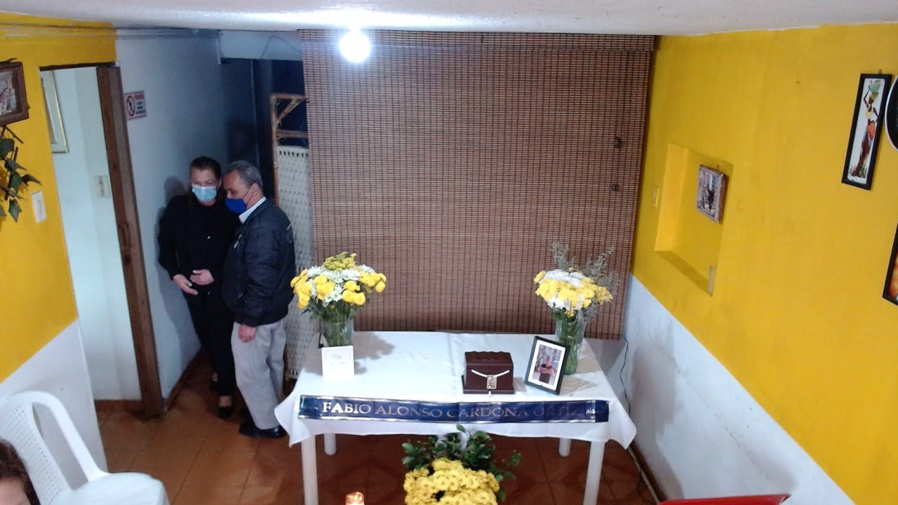 Liturgia por el eterno descanso de Fabio Cardona - YouTube