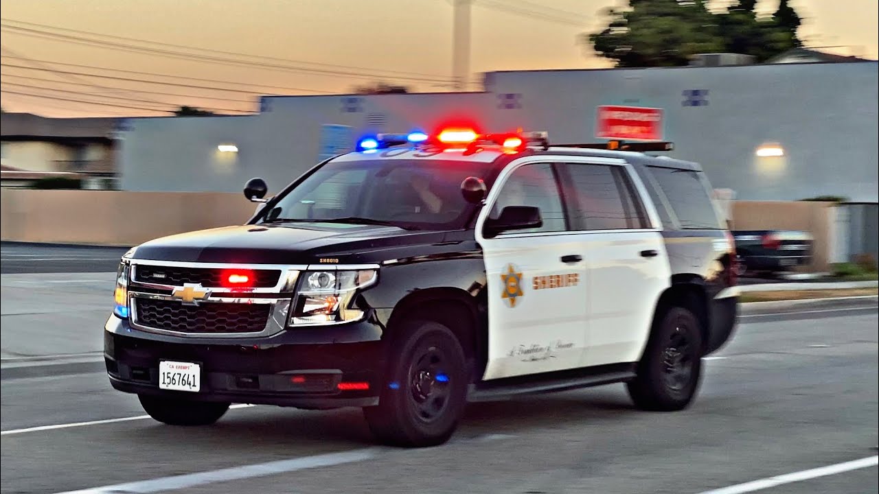 LASD Chevy Tahoe Responding Code 3 *Airhorn* - YouTube