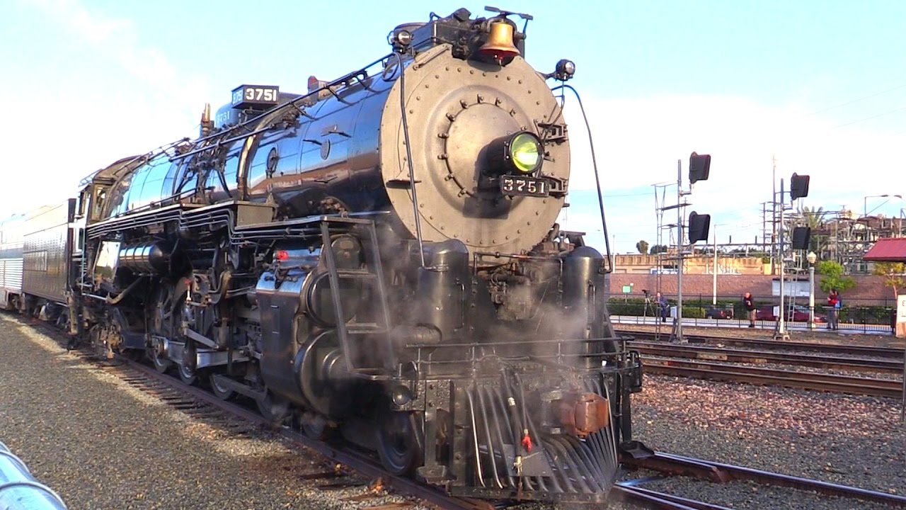 SANTA FE 3751 Steam Locomotive Departure 2017 - YouTube