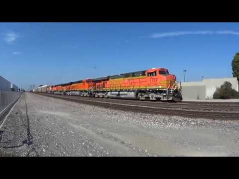BNSF Mixed Freight+New H3 paint job on Gevo - YouTube