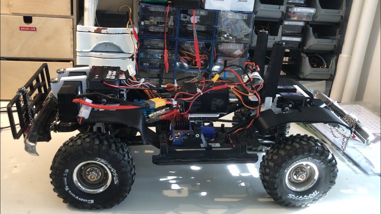 What makes a SuperScale crawler tick - YouTube