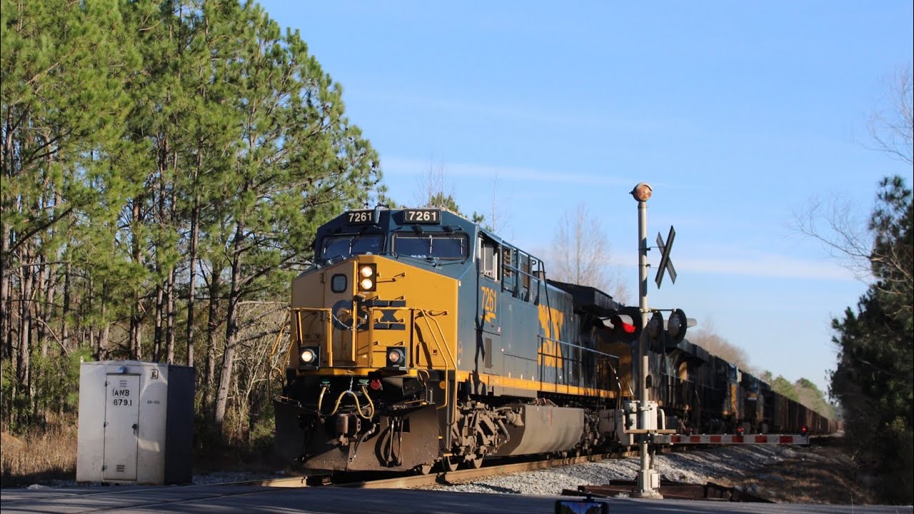 CSX 7261 Leads E015-26 Through. (Double Run GA) 01/28/23 - YouTube