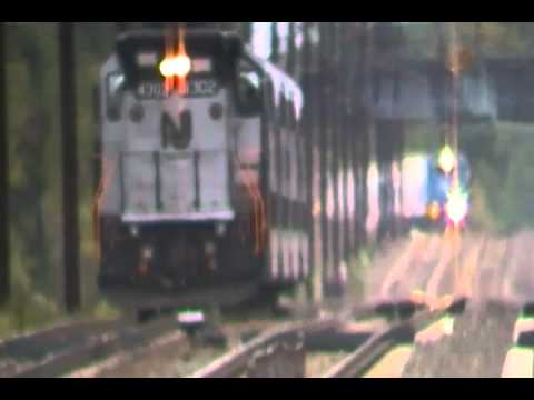 NJT Equipment move and CR OLS Unit on Same Track and both moving - YouTube