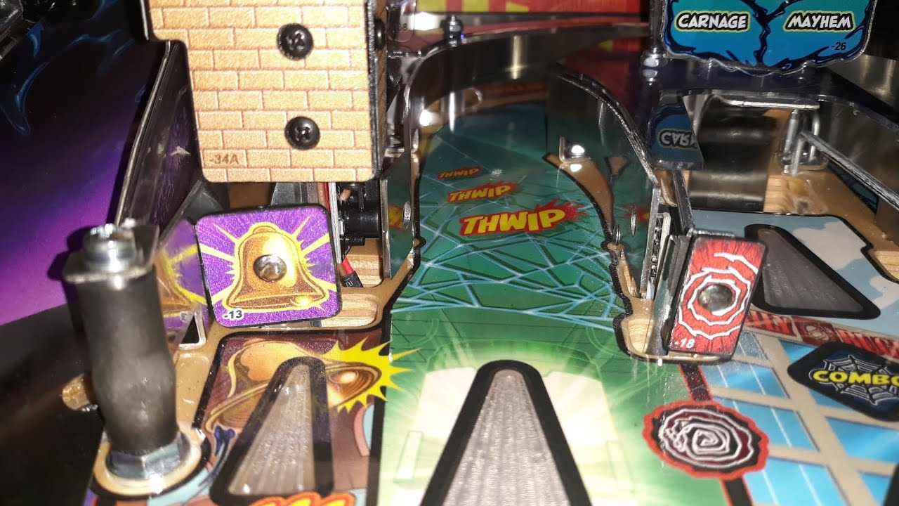 Anti-Sway Target Bracket on Venom Pro pinball machine by Stern Pinball ...