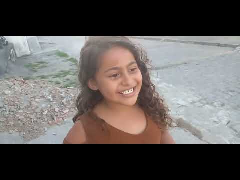 Brincando de sardinha na rua!/ as 3 irmas demais