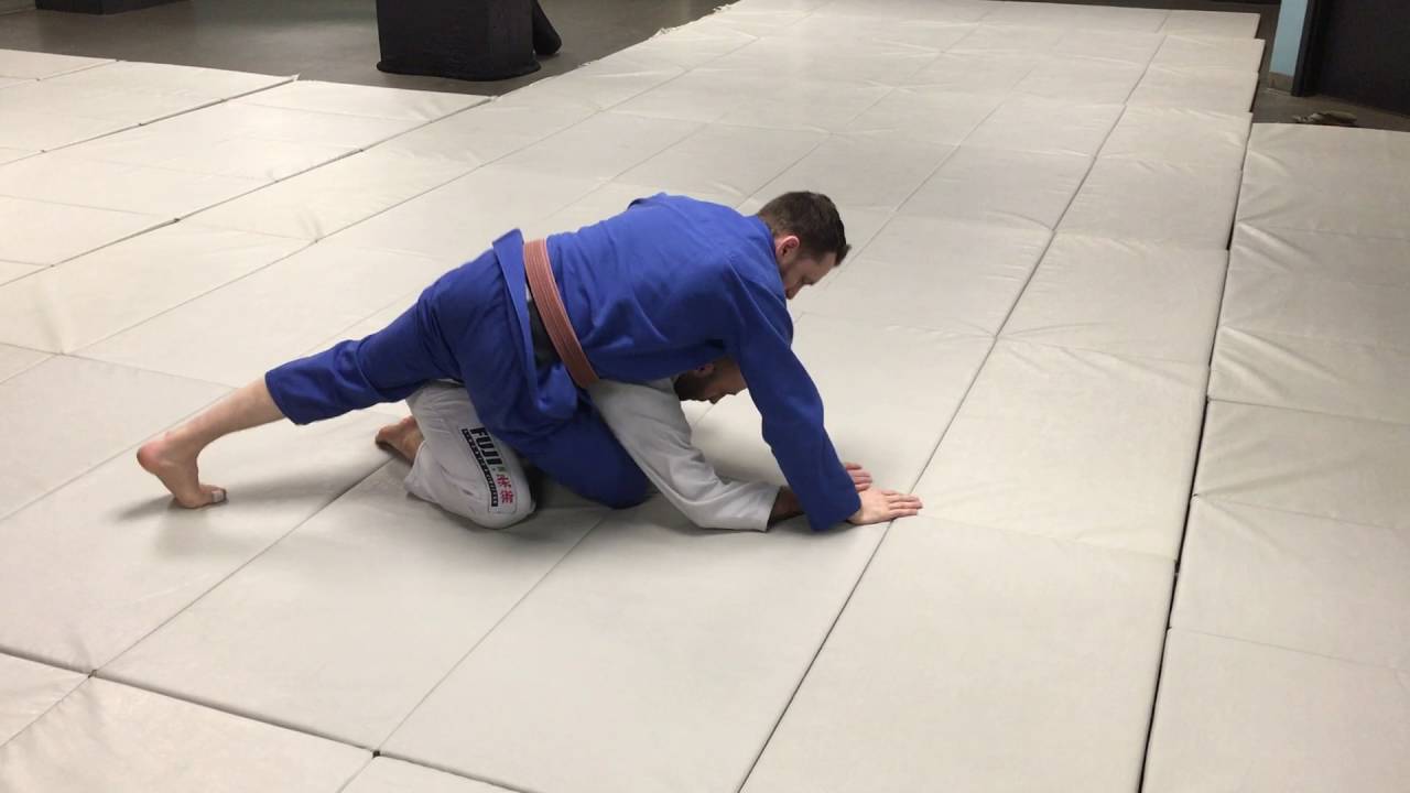 Closed Guard sweeps, back take - YouTube