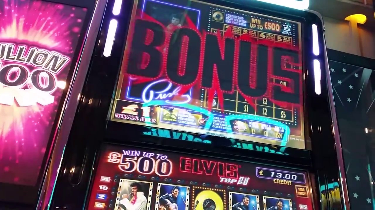 Little Escapade In The Arcades - YouTube