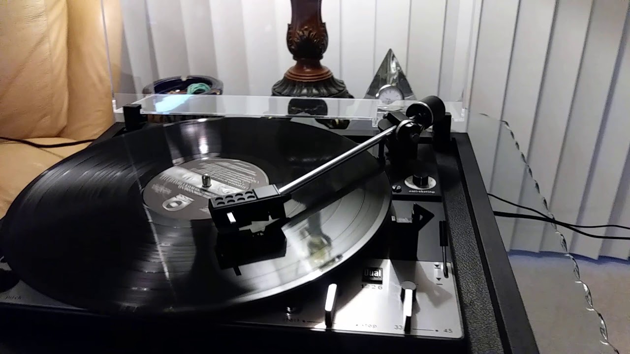 Dual 1226 turntable. Horiatis76.com - YouTube