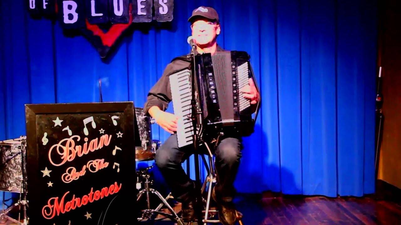Brian Busch playing "Obladi-Oblada" by the Beatles Polka style! - YouTube