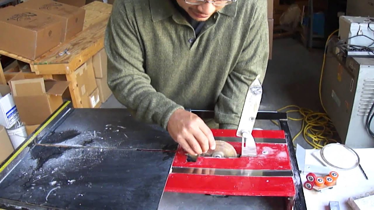 Using the solid blade with apollo Ring saw - YouTube