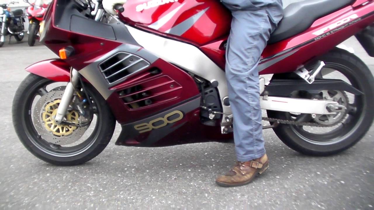 SUZUKI RF900R 1606240562 k - YouTube