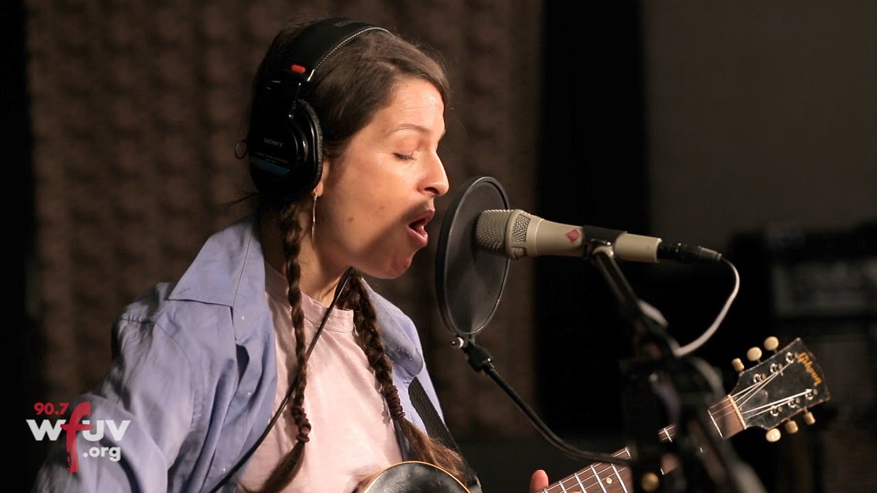 Jesca Hoop - "All Time Low" (Live at WFUV) - YouTube