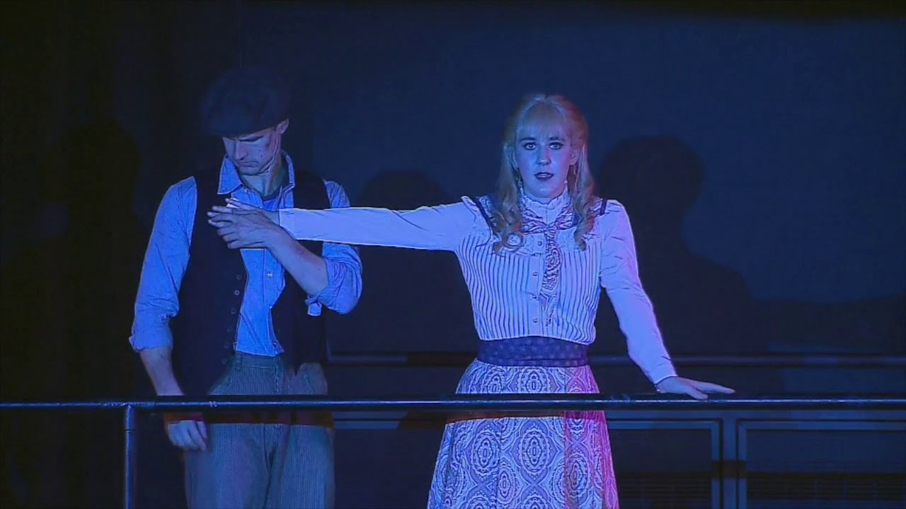 Newsies Rooftop Scene - YouTube