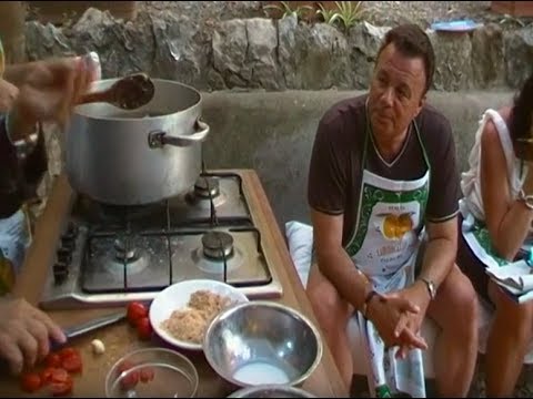 Capri Villas Cooking Class 4 - YouTube