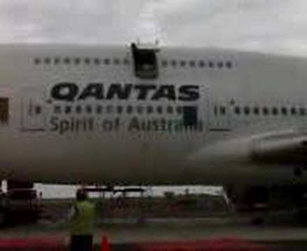 747 emergency Slide - YouTube