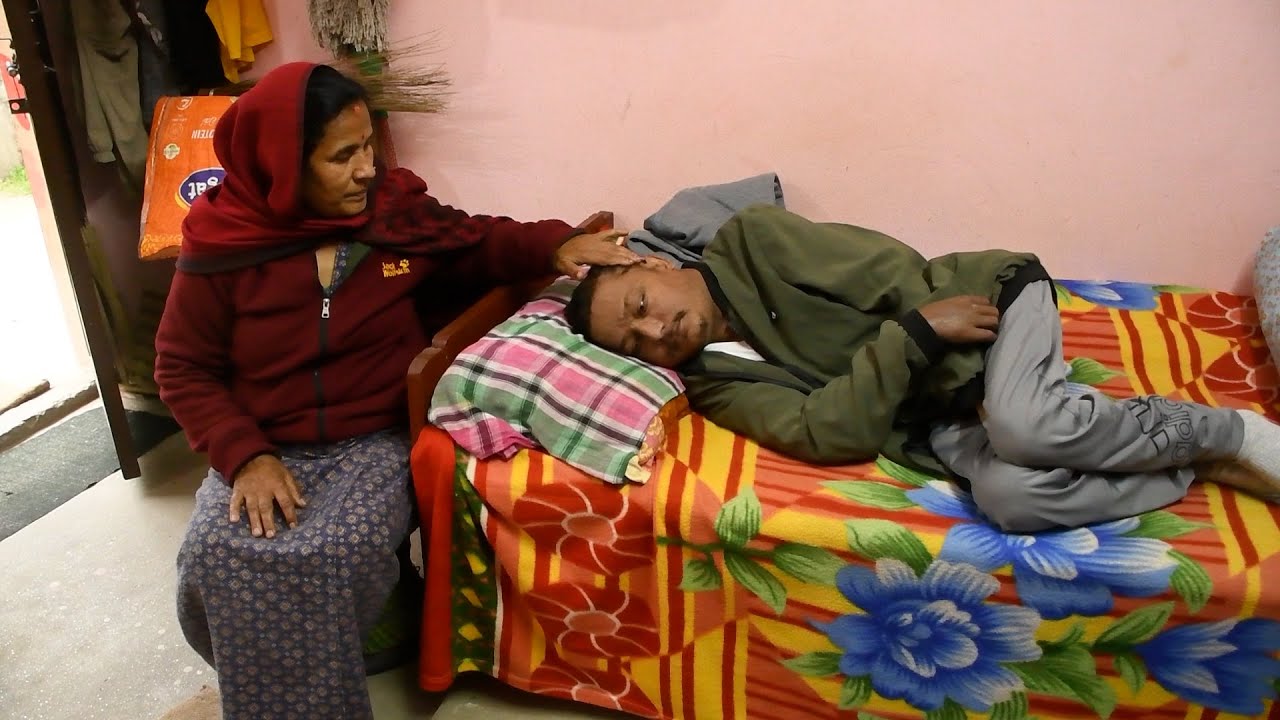 मिर्गौला पीडित आमा-छोराको बेदना-१० वर्षदेखि डायलासिस गर्दागर्दै घरखेत ...