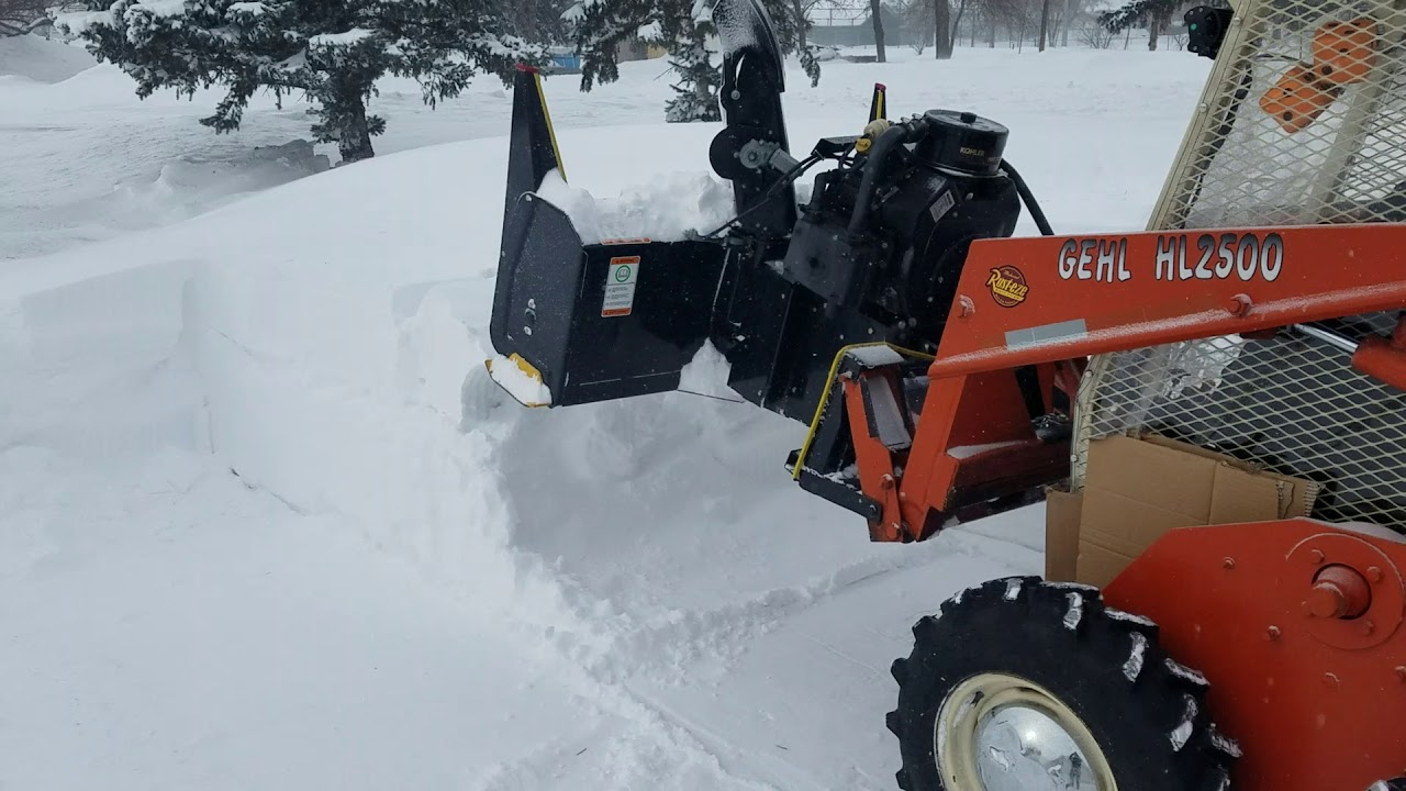 77 Gehl loader with custom snowblower - YouTube