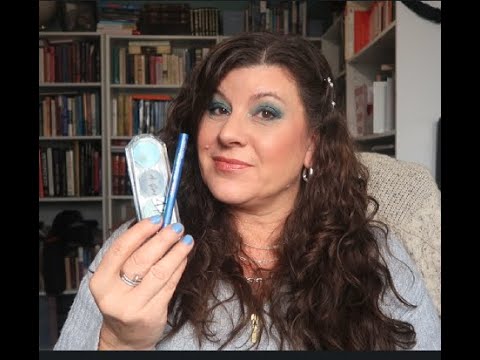 LA Girl 4Play All Nighter Quad - YouTube