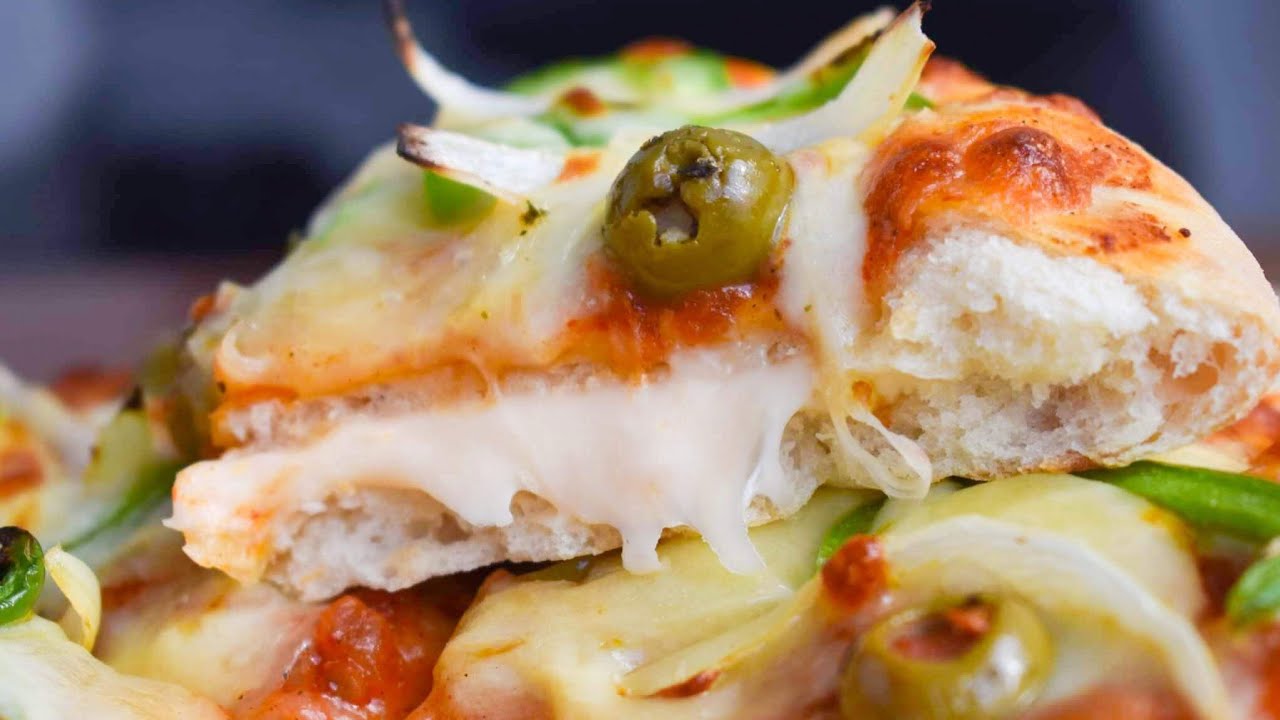 Cheese burst pizza | Cheese burst pizza recipe domino's style - YouTube