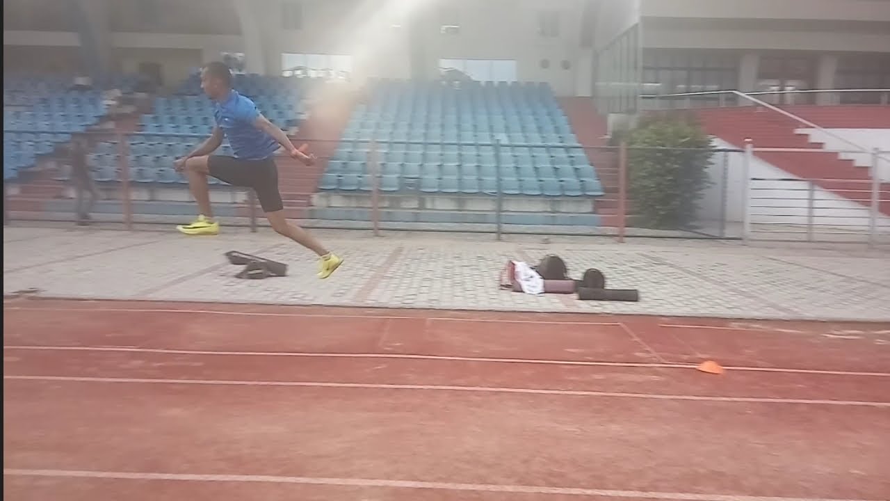 Hop flight - YouTube