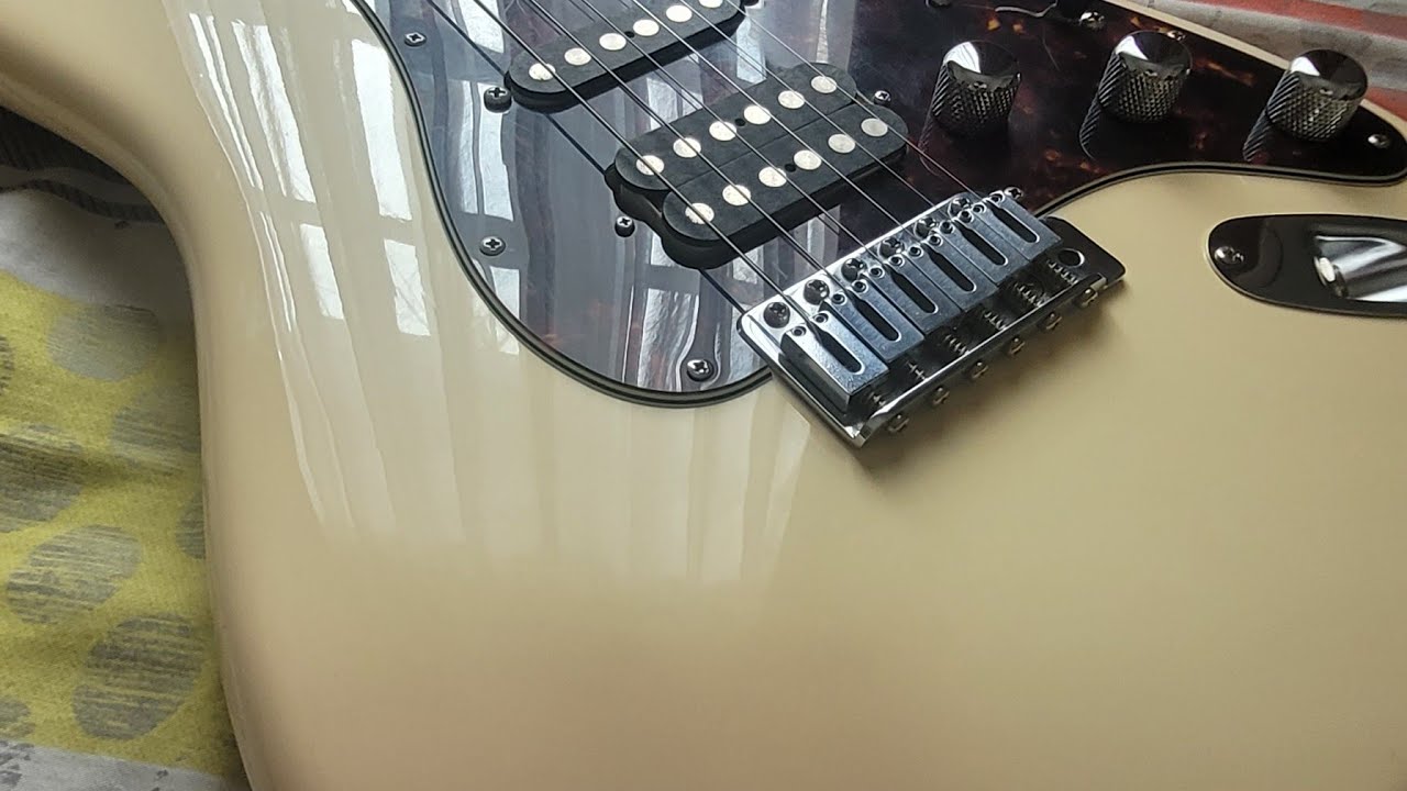 schecter japan custom order original Ps-S-ST4 olympic white - YouTube