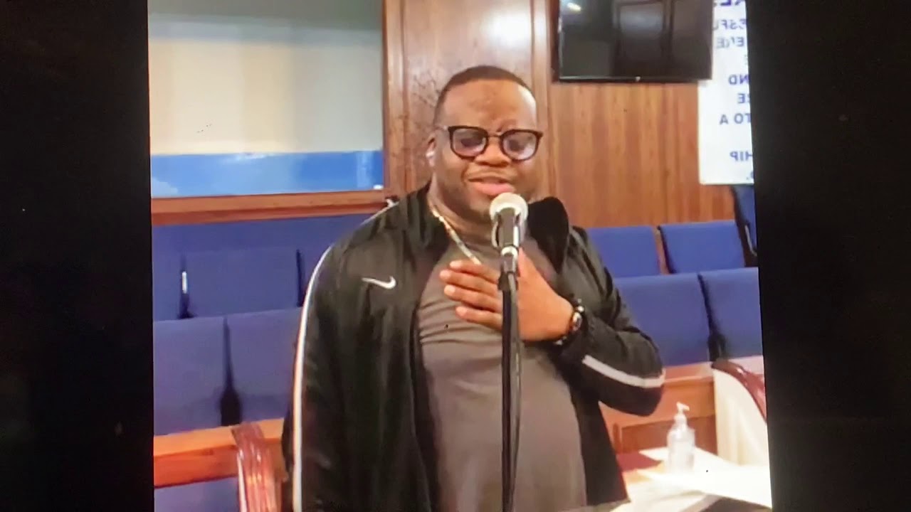 Pastor Bertrand Bailey JR (oh say can you see) - YouTube