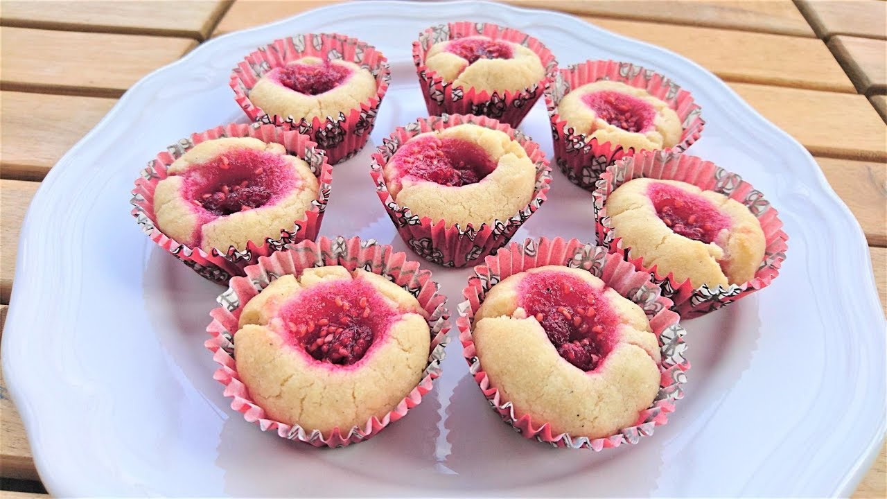 How to Make Thumbprint Cookies - Swedish Hallongrottor - YouTube