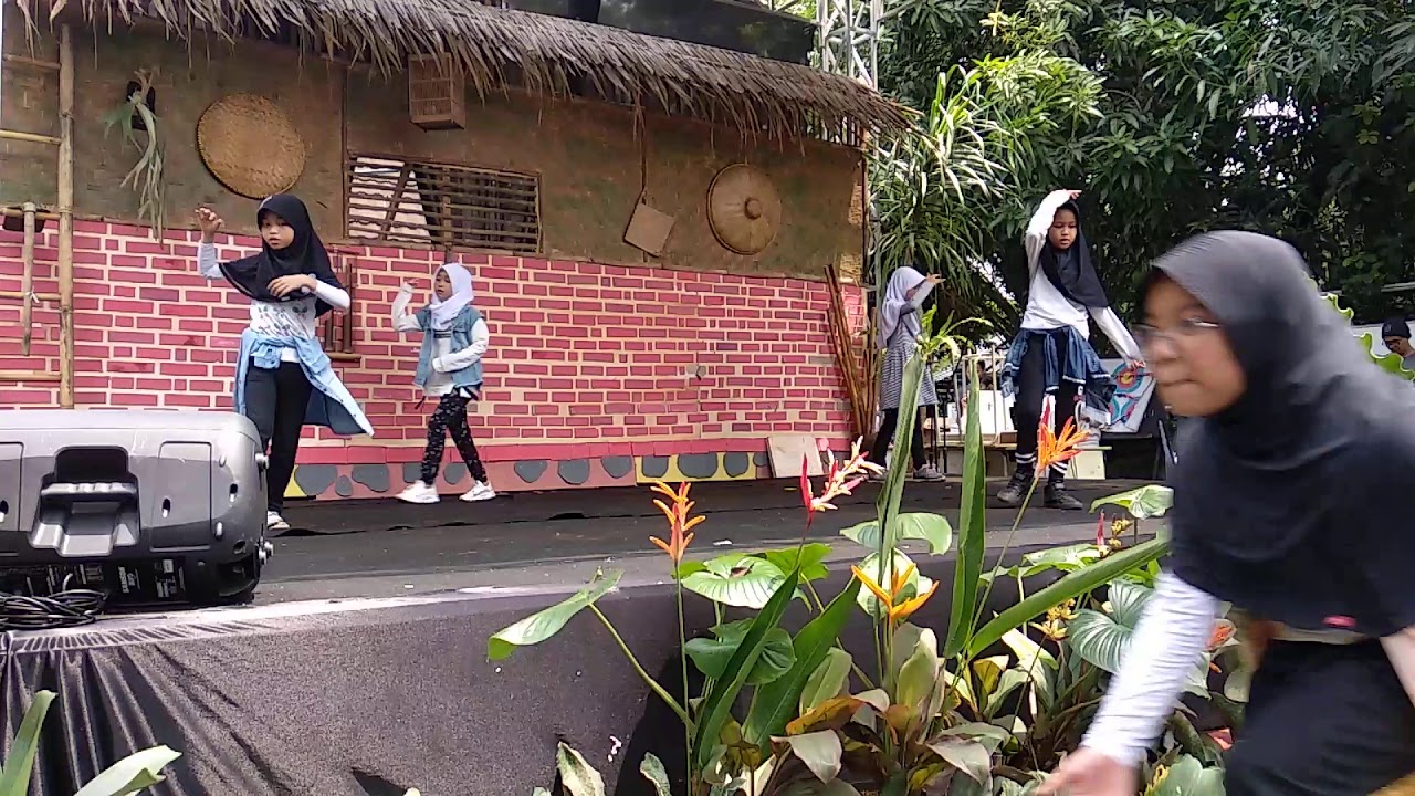 DANCE SCA GRADE 5 - YouTube