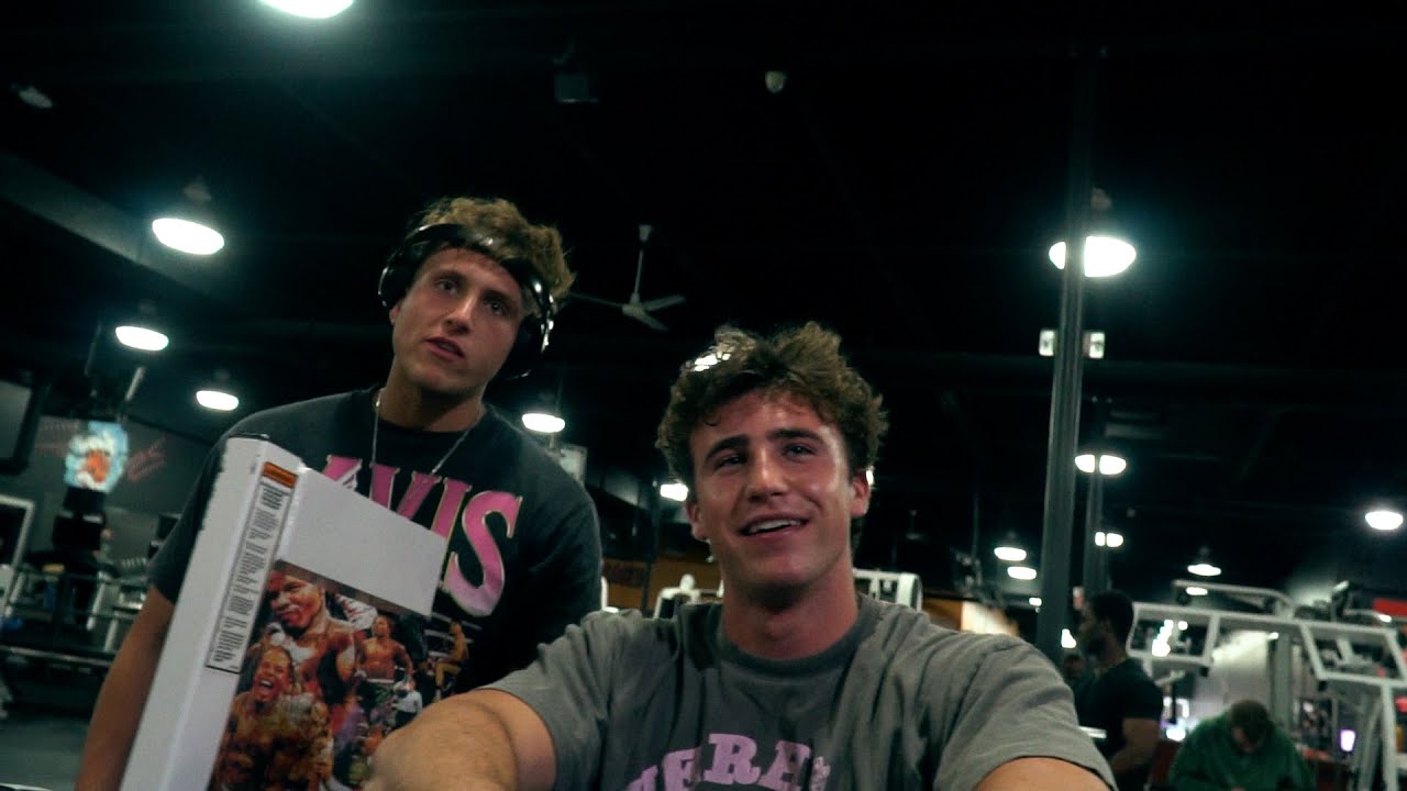 The worst workout in the history of workouts... - YouTube
